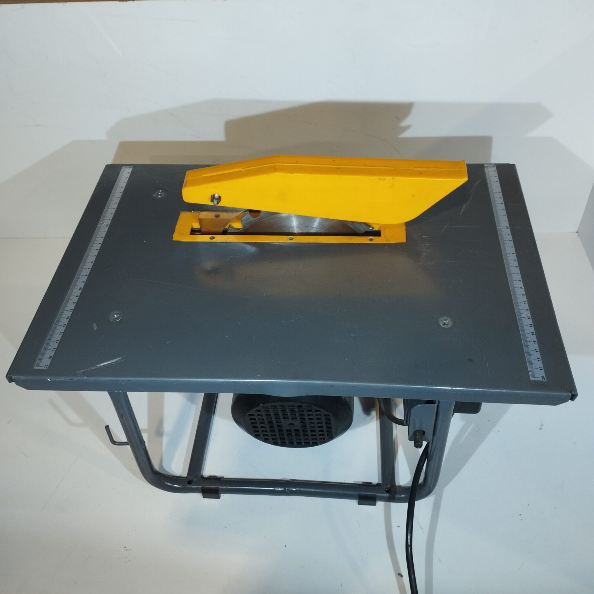 Sierra de Mesa Stuttgart MJ10200II – Barbosa Tools